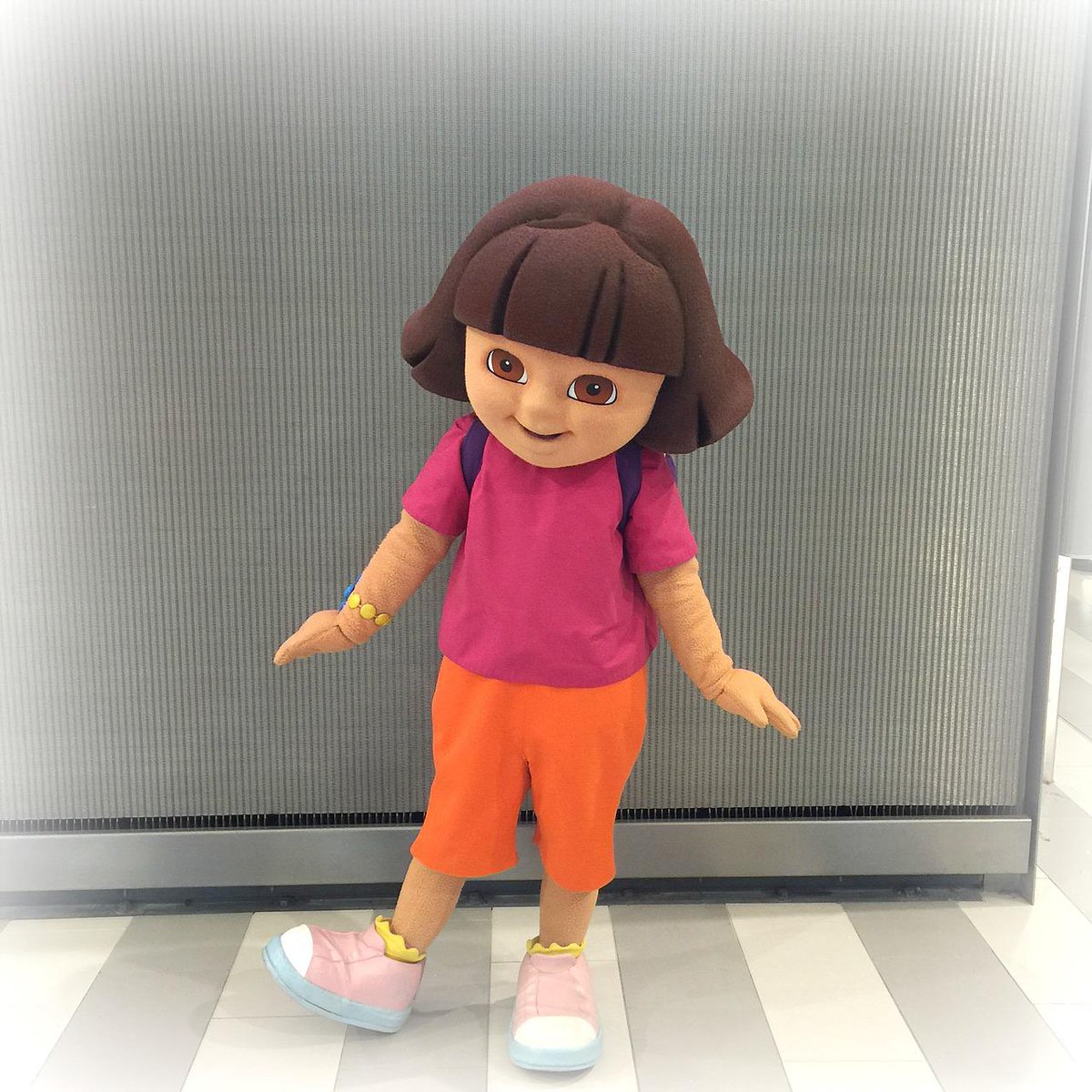 Nickelodeon Universe Dora