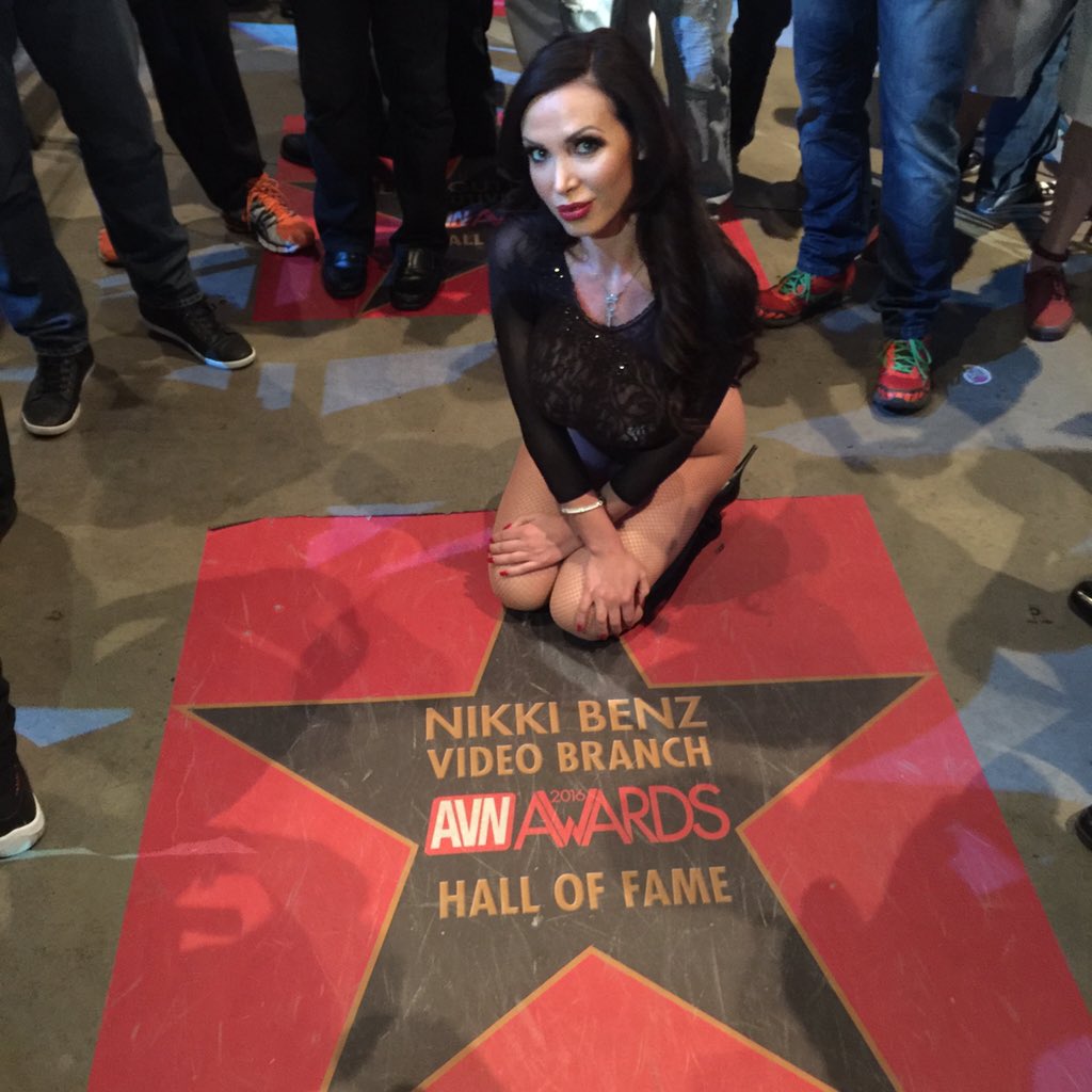 TW Pornstars - NIKKI BENZ. Twitter. AVN HALL OF FAME # ...