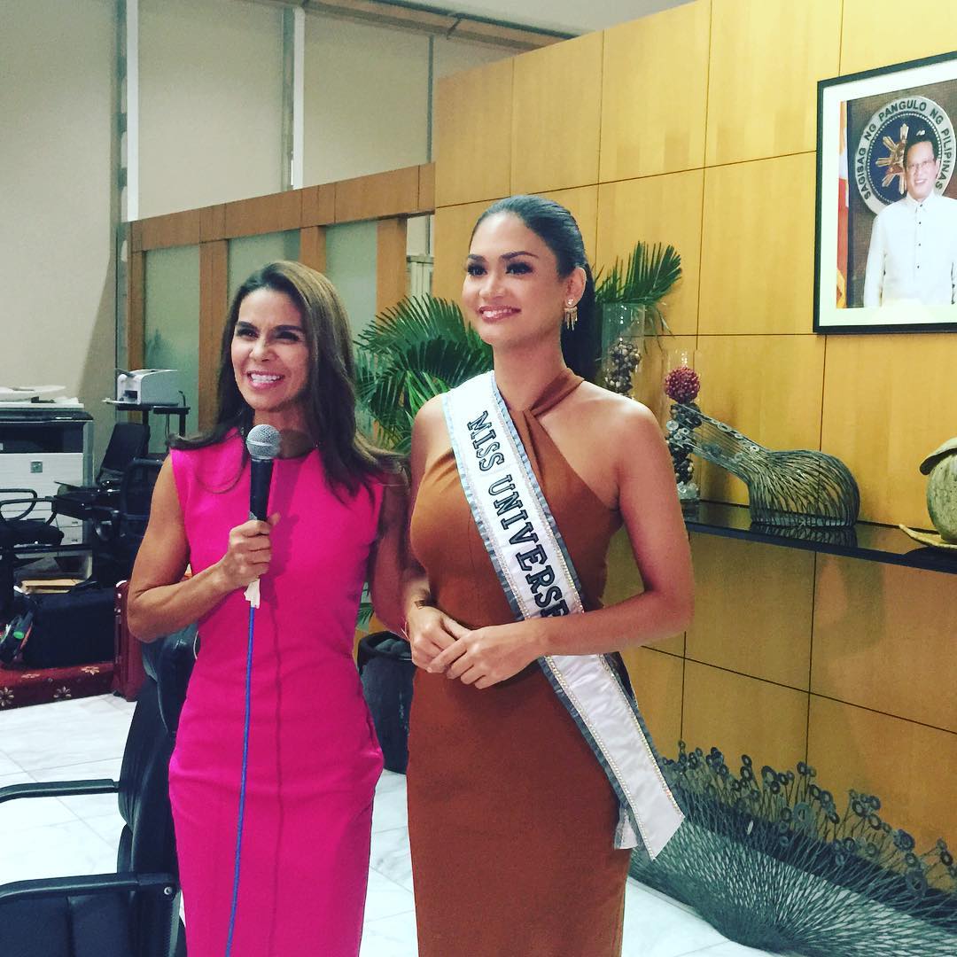 Abs Cbn News On Twitter Look Miss Universe 2015 Pia Wurtzbach With