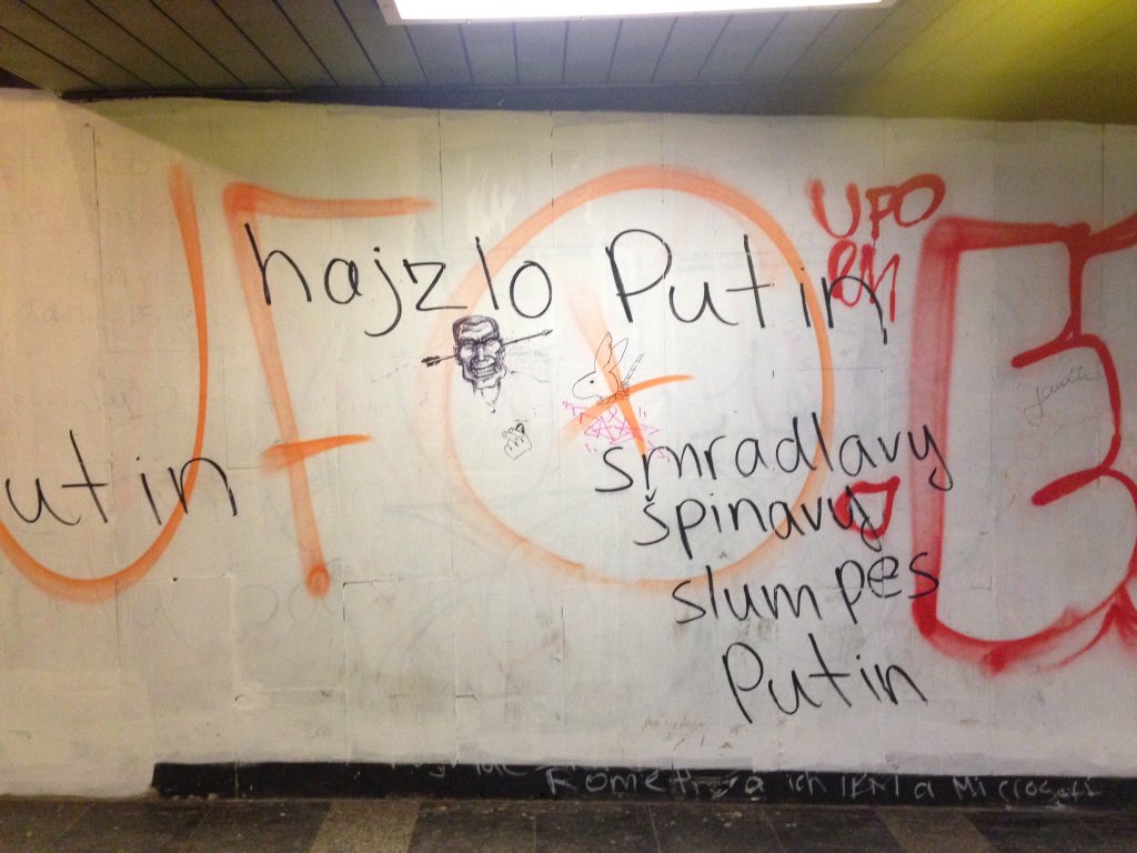 Tree Top Piru Graffiti