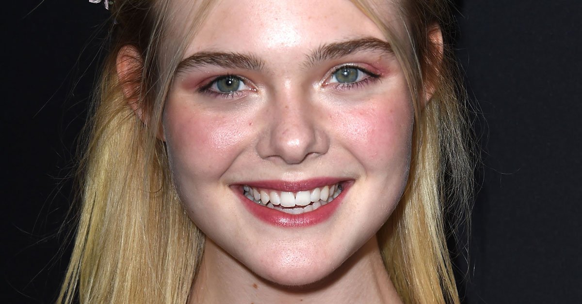 Elle Fanning Teeth