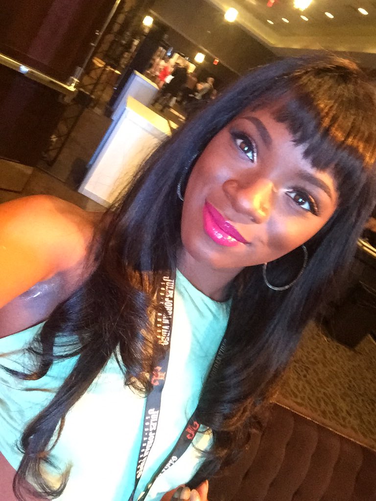 I had sooo much fun at the @AEexpo this year 😜 signing for @Penthouse ...