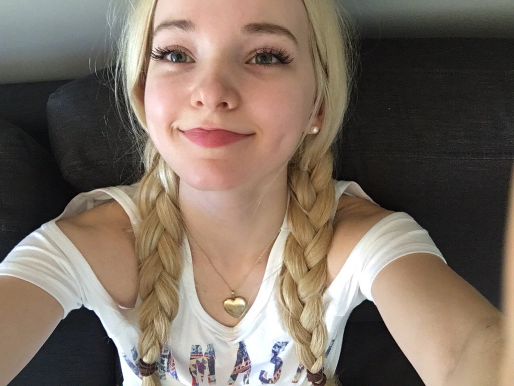 Dove Cameron Twitter