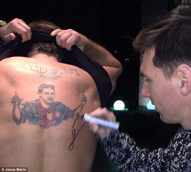 Lionel Messi Tattoo On His Back