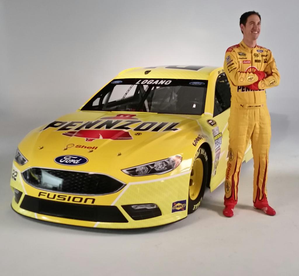 Joey Logano unveils new paint scheme for 2016 season | Diecast Crazy Forums