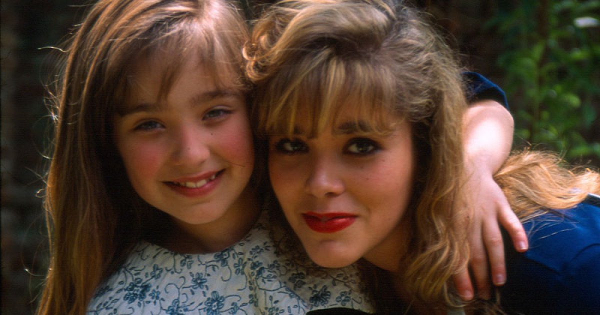 ¡Posando con su hermana Marichelo! Con estas fotos celebramos el ...