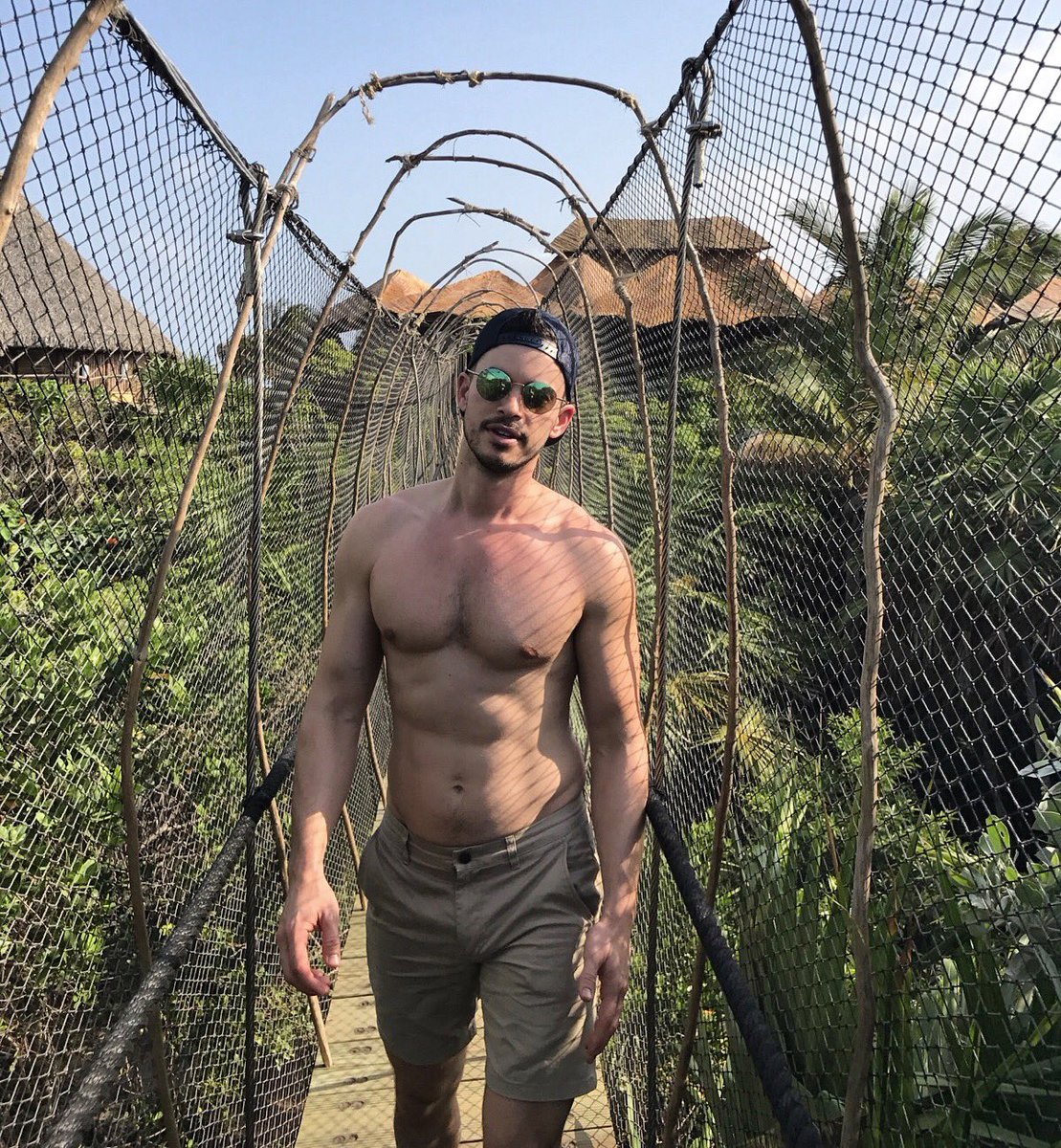 Blake Sterling (@ByBlakeSterling) | Twitter