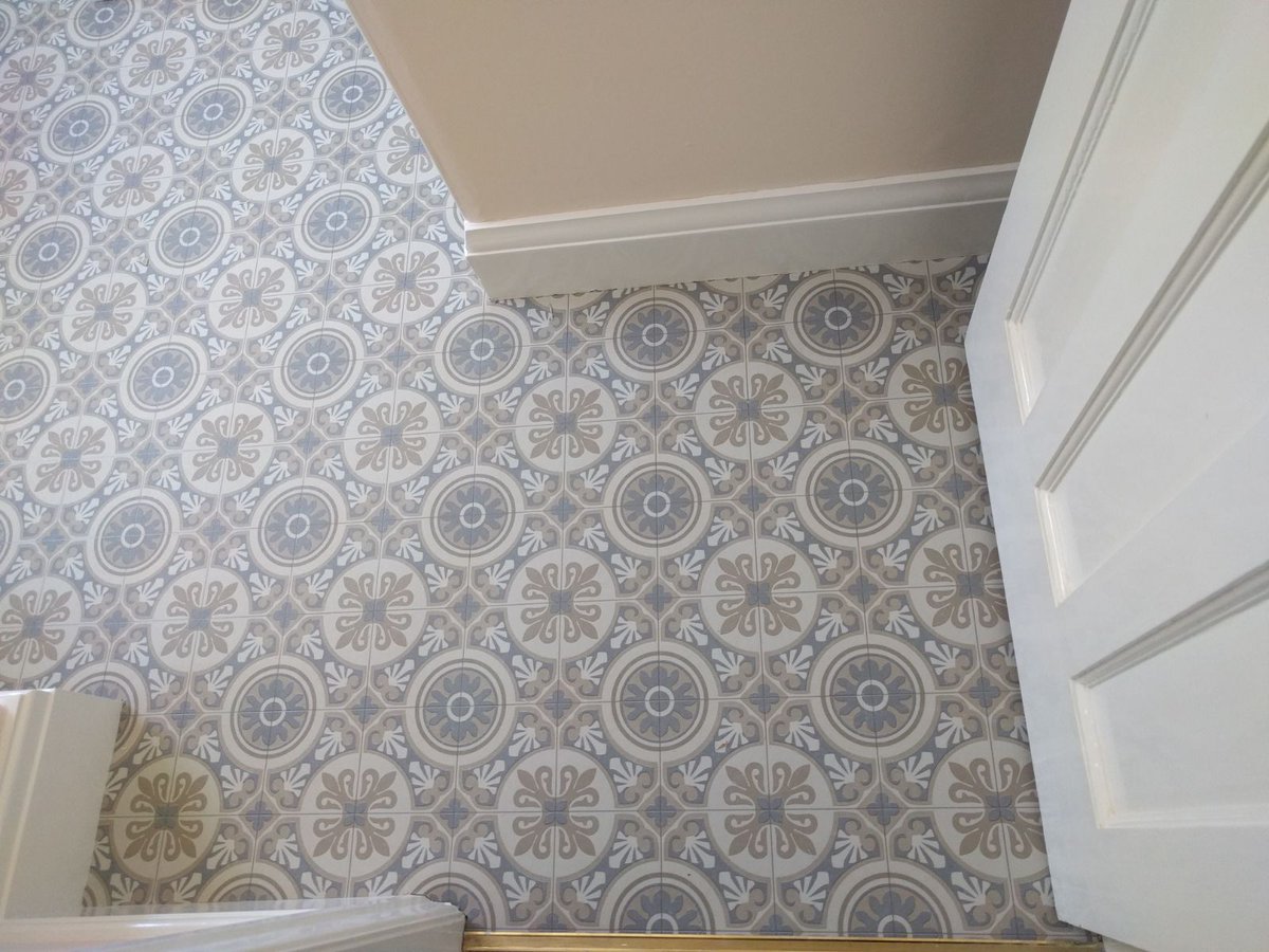 Floor Baroque Collection