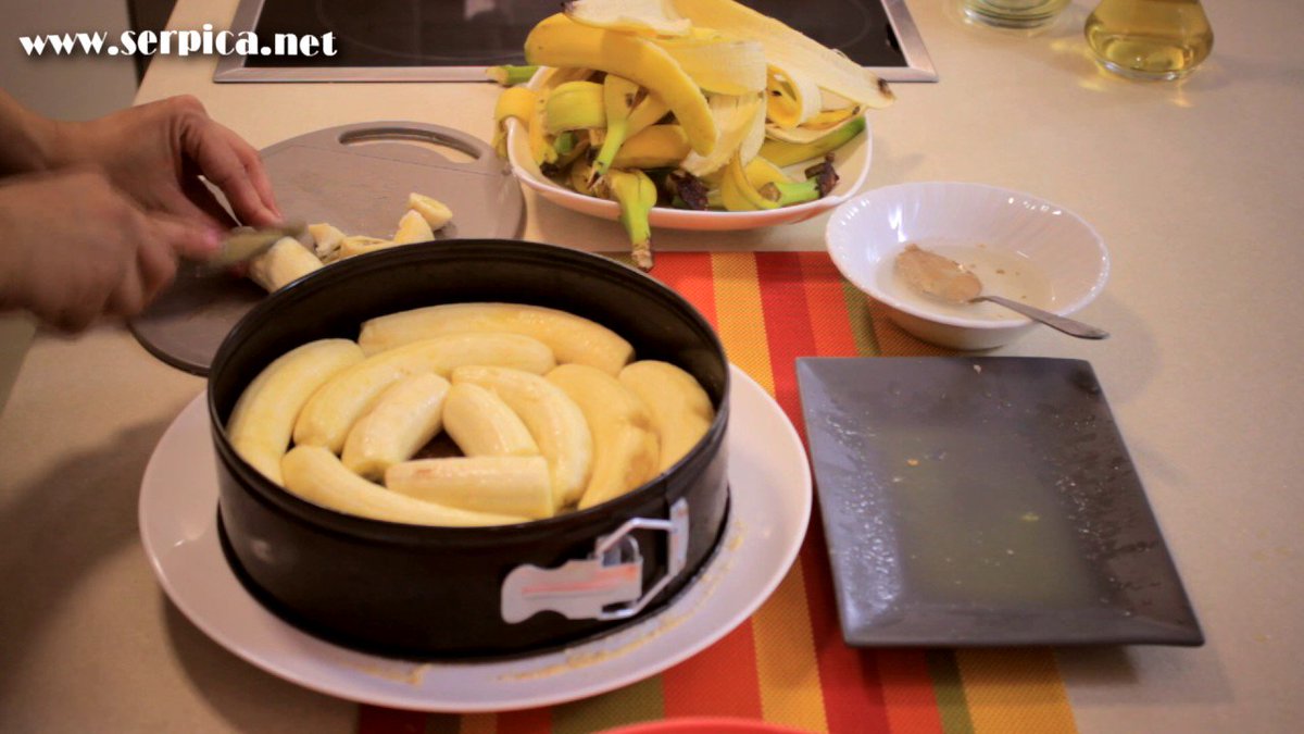 Brza Posna Torta Sa Bananama Zatim ovoj smesi dodati izlomljen keks ... Brza Posna Torta Sa Bananama Zatim ovoj smesi dodati izlomljen keks ...