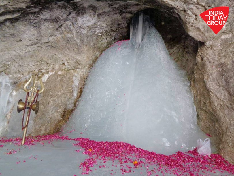 This year's first pictures of Shiv Lingam in Amarnath Cave is seen ...