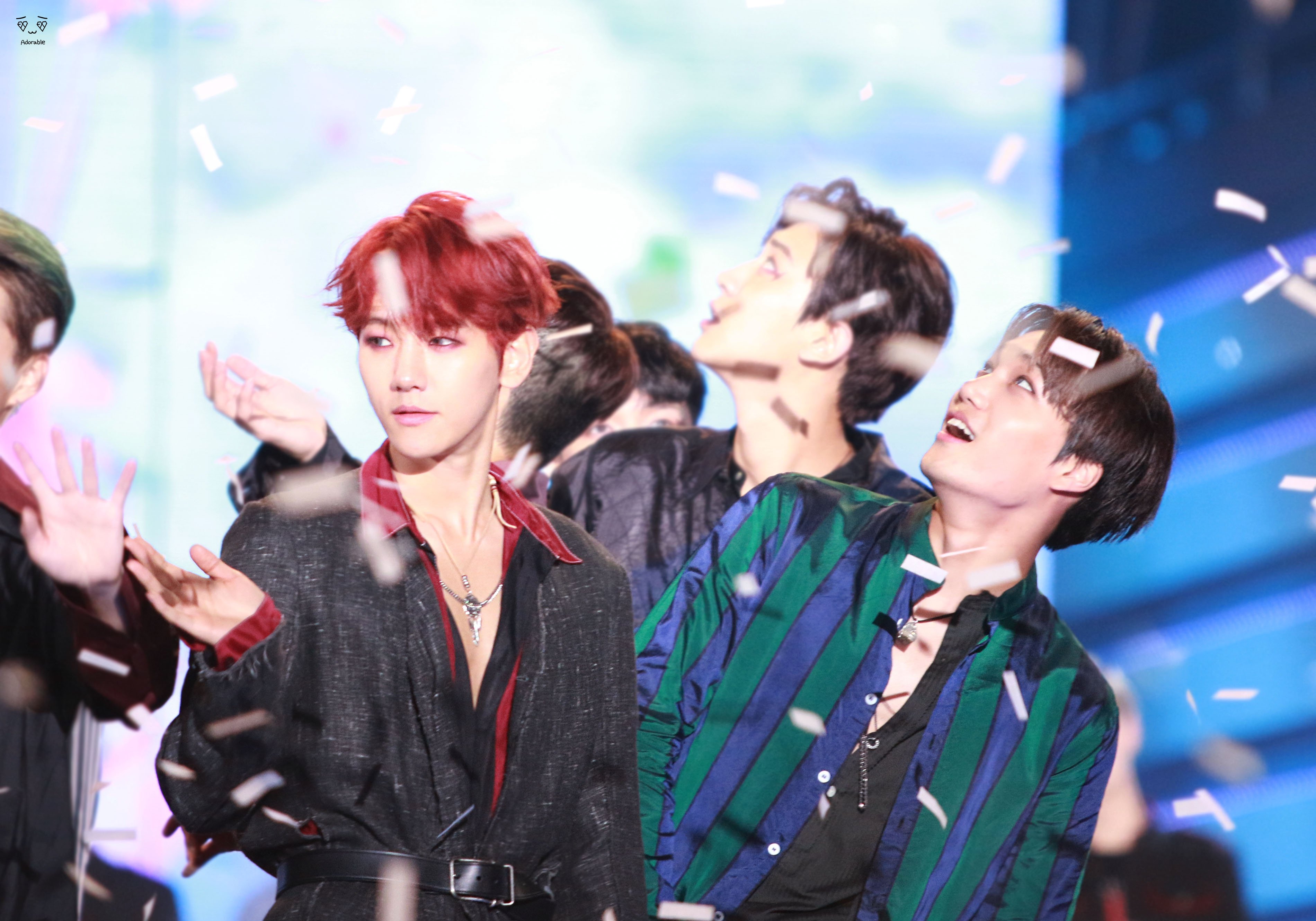 가을 어느 날_One day in Autumn on Twitter: "오빠미 낭낭한 혀니 ⌯'︿'⌯ 아기미 낭낭한 니니 ㅂ⌔ㅂ 161008 DMC페스티벌 #변백현 #백현 ...