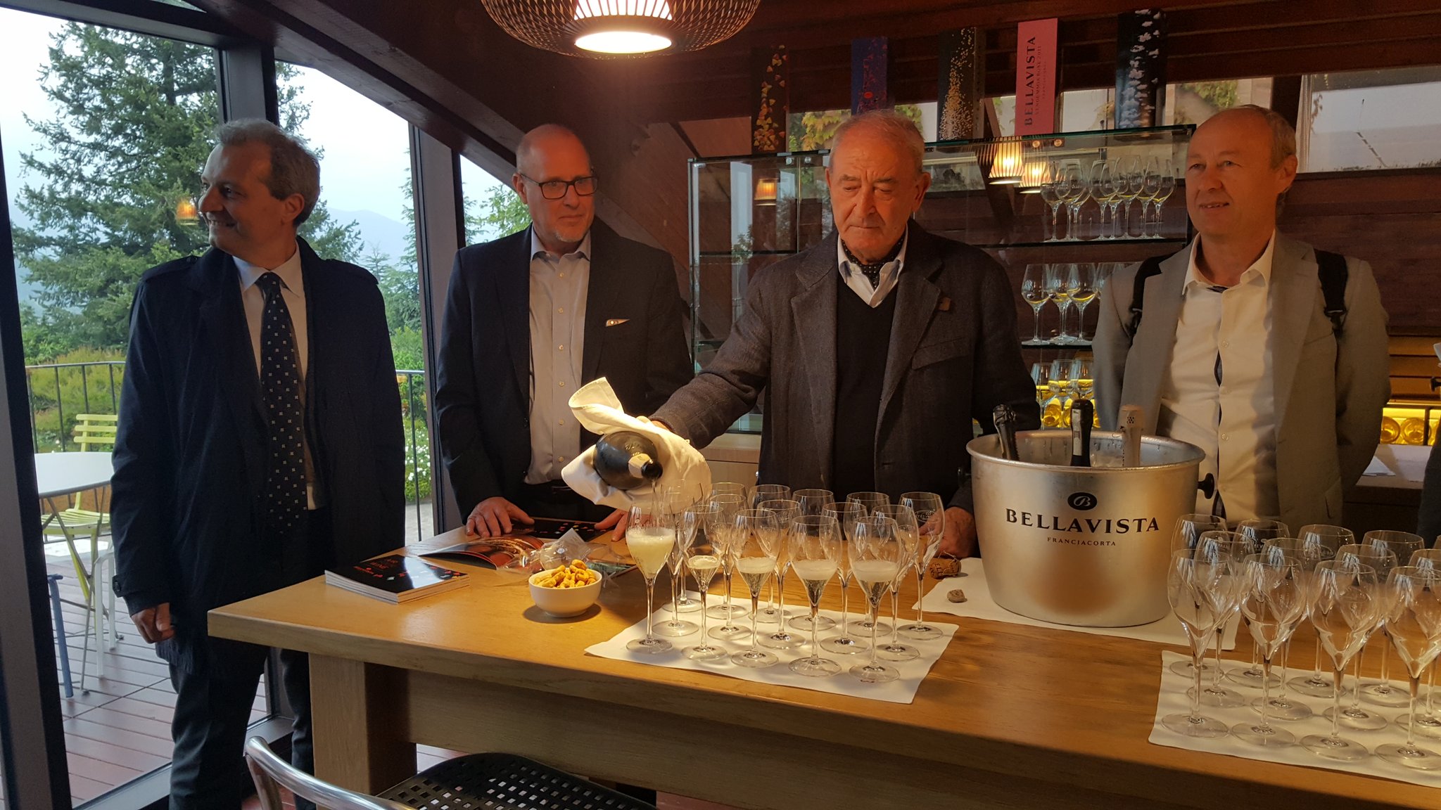 GN Techonomy on Twitter: "Special visit in @terramoretti @lyleekdahl @AJSchifano @OracleItalia ...