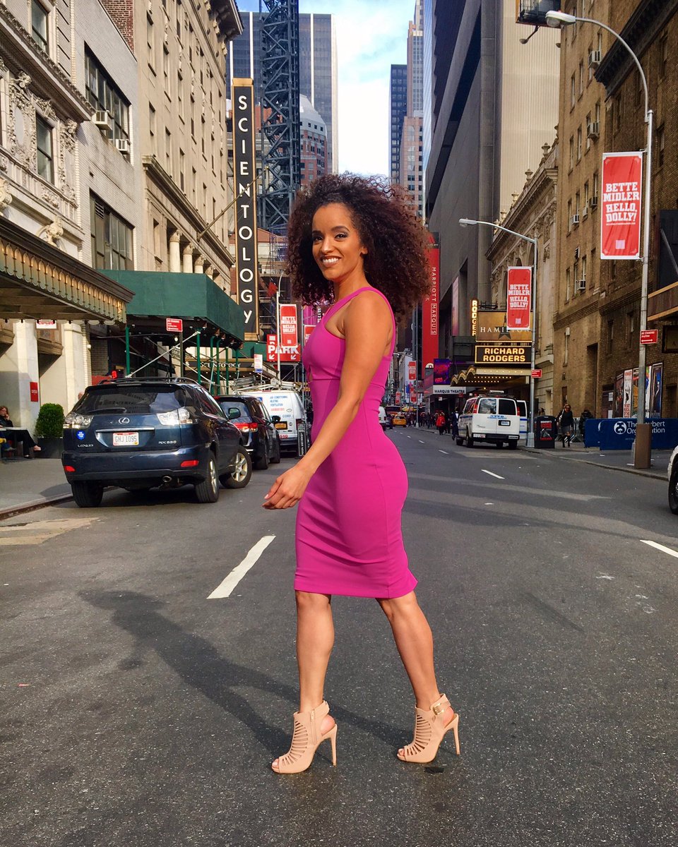 Domnican Comedian, Ana Marte :: Funny Chick & Easy on the Eyes.