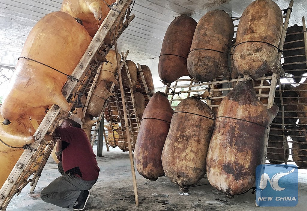 Sheepskin Raft, made of inflated sheepskin, is an important ...