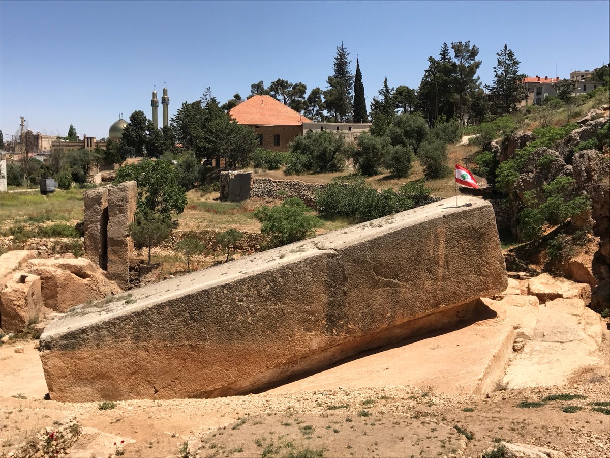 A massive 1000-ton stone that the romans cut but never moved from the ...