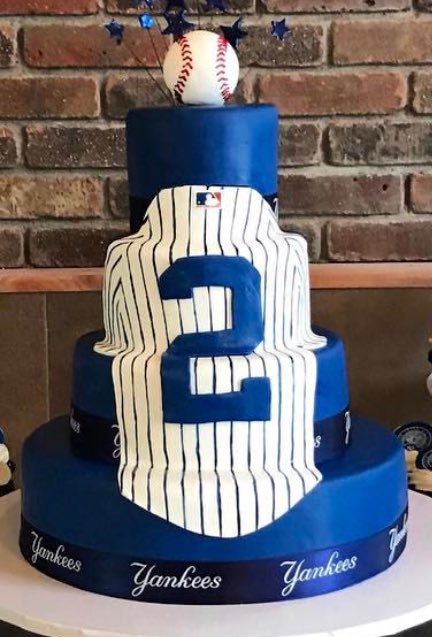 Cake Yankees commissioned for Derek Jeter's number retirement today ...