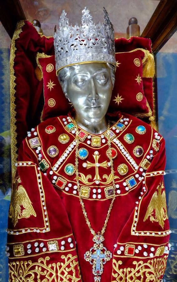 Relics of St Helena and the Holy Cross to be exhibited in Greece for ...
