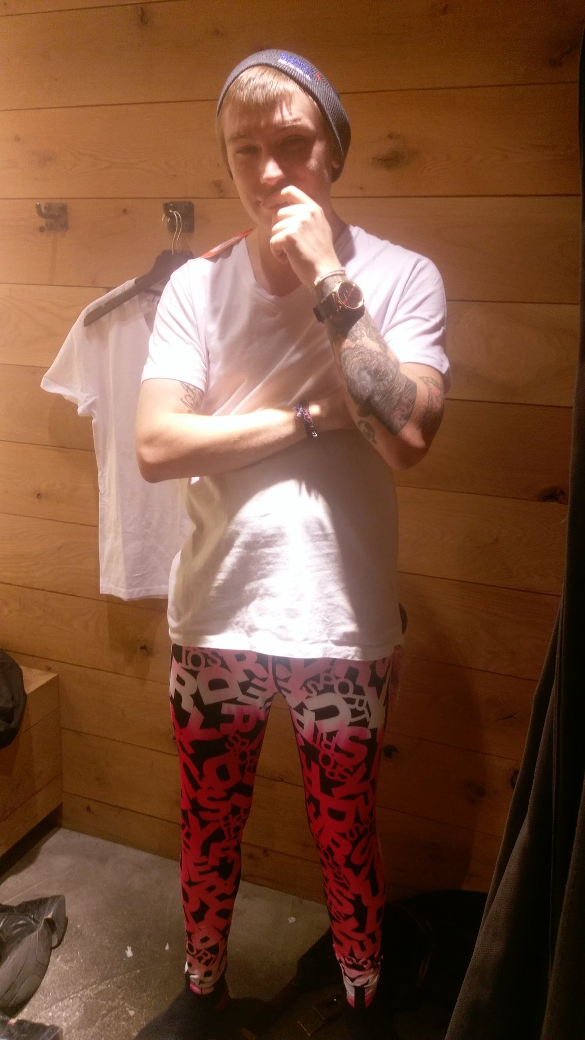 Grayson Mitchell on Twitter: "When you slayin in some @Superdry tights https://t.co/RlHluDMNMx"