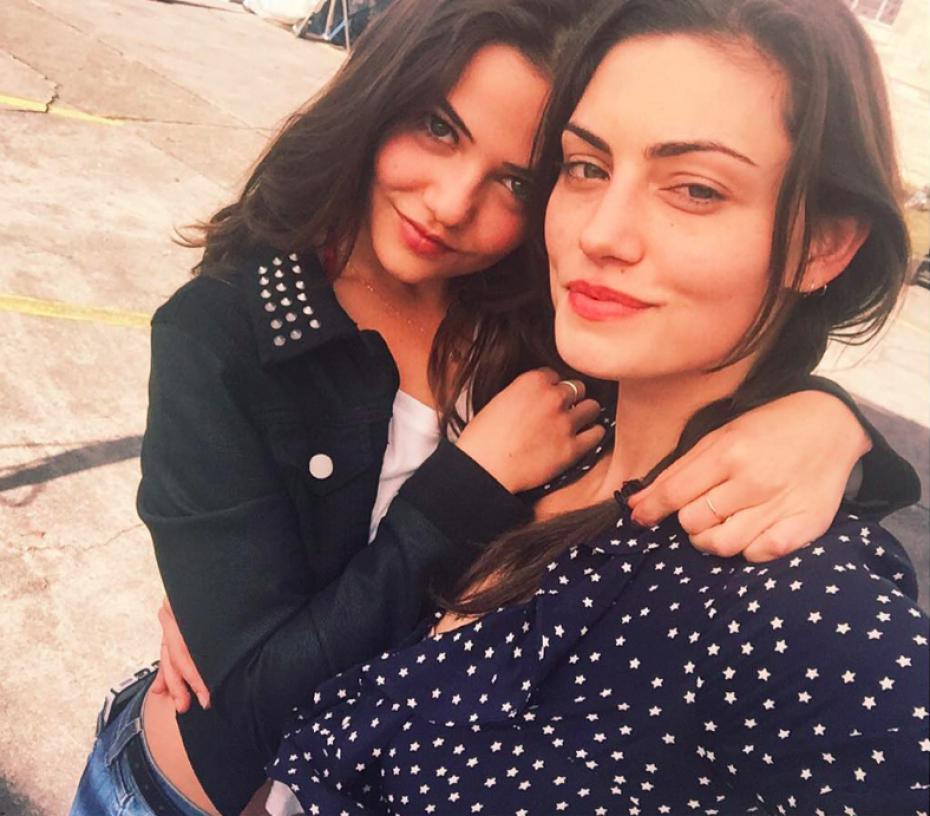 Phoebe Tonkin And Danielle Campbell
