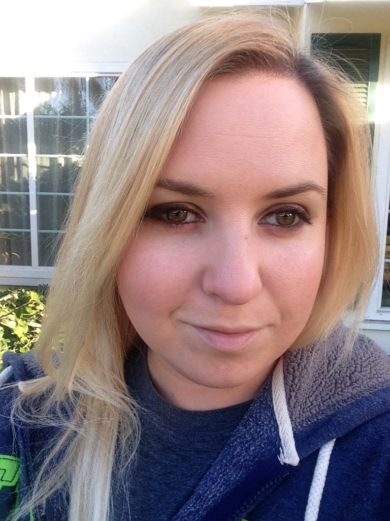 Tw Pornstars Nikky Wilder Twitter Its Too Nice To Stay Inside All Day Sunshine Socal 12