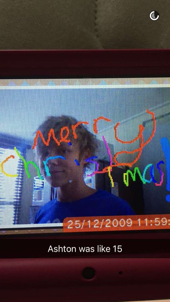 Ashton Irwin 2009