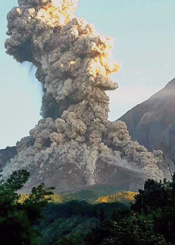 All The Volcanic Eruptions You Missed During The Super Bowl – Jasper ...