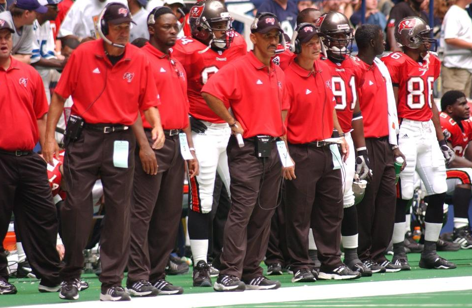 Former Bucs Head Coach Tony Dungy is going into the Pro Football Hall ...