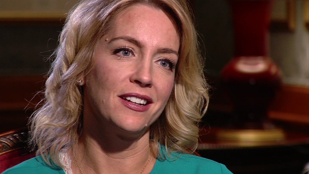 Person: Person 2 Person: Lisa Valentine Clark, actress and comedian ...