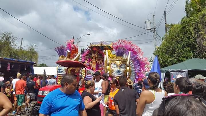 .CAbajoCapira: Calle Abajo de Capira en este lunes de Carnaval culeco ...