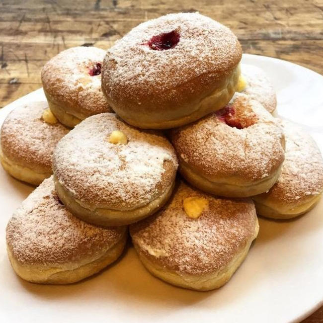 It's paczki day! (POONCH-key, PUNCH-key and PONCH-key are all ...