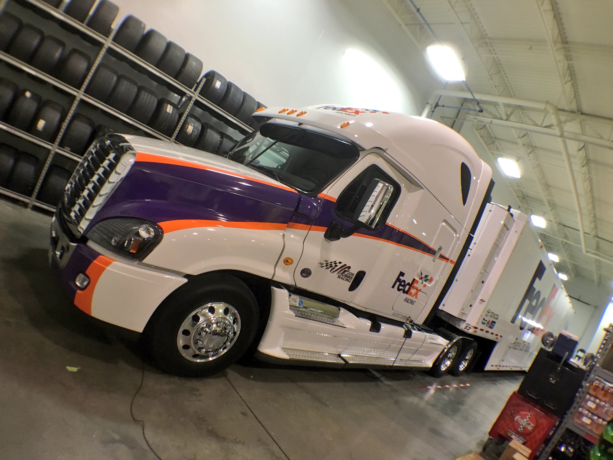Fedex Racing Wallpaper