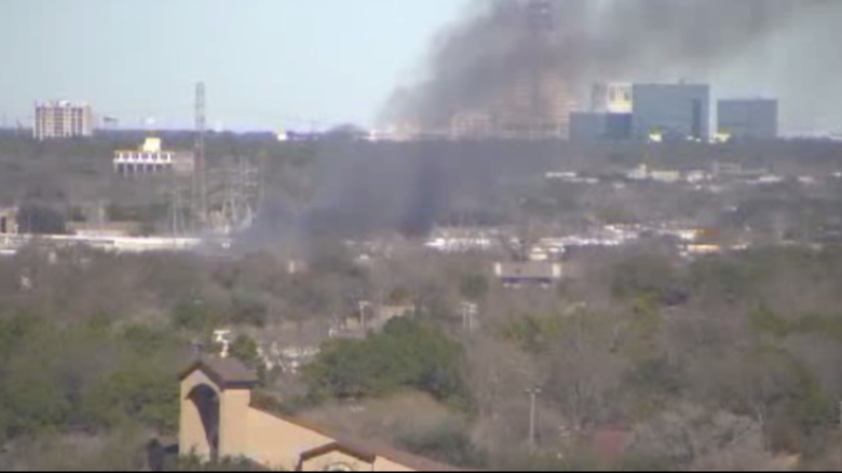 WATCH LIVE: HFD battles 2-alarm warehouse fire in southwest Houston ...