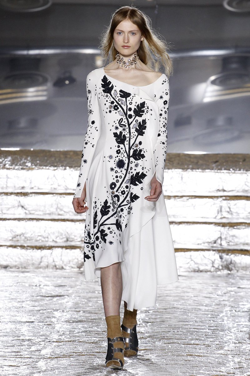 #LFW EMMA SILVERTON, CRYSTAL NOREIGA and SAARA SIHVONEN for ...