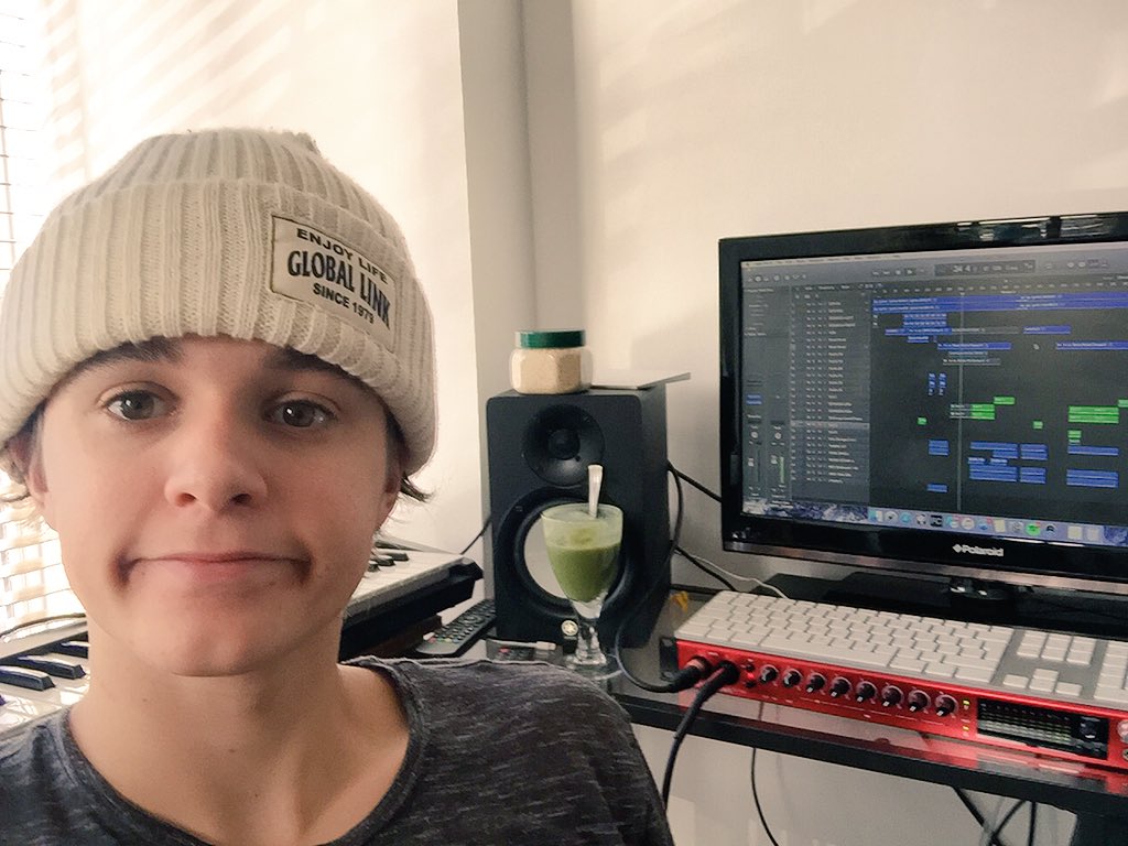 Emily Bowes's Instagram, Twitter & Facebook on IDCrawl