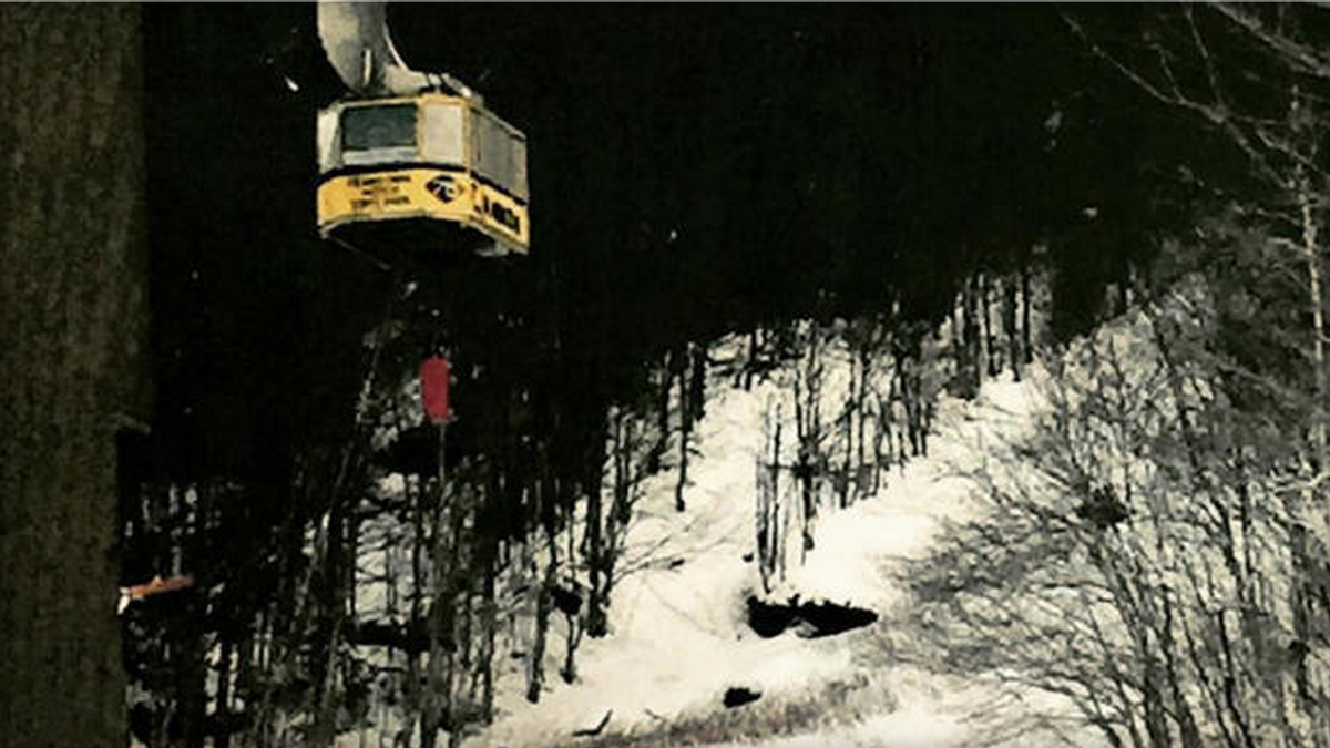 Dozens forced to climb from tram cars stuck 40 ft. off the ground in ...