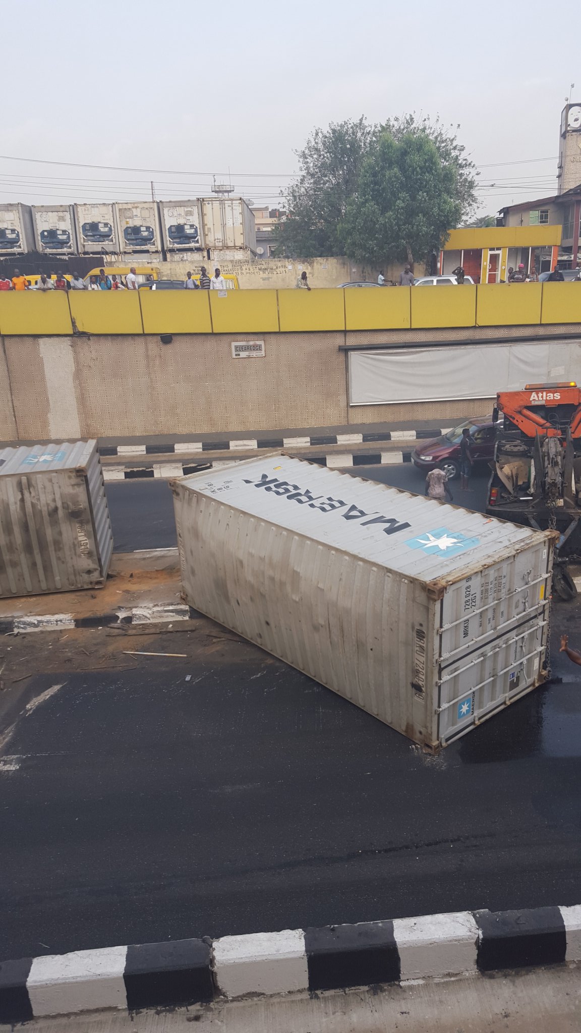 Fallen container at Maryland indepence tunnel this morning (8:43)