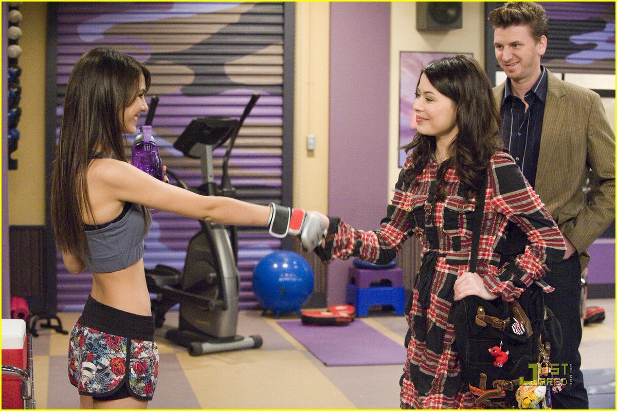 Victoria Justice In Icarly