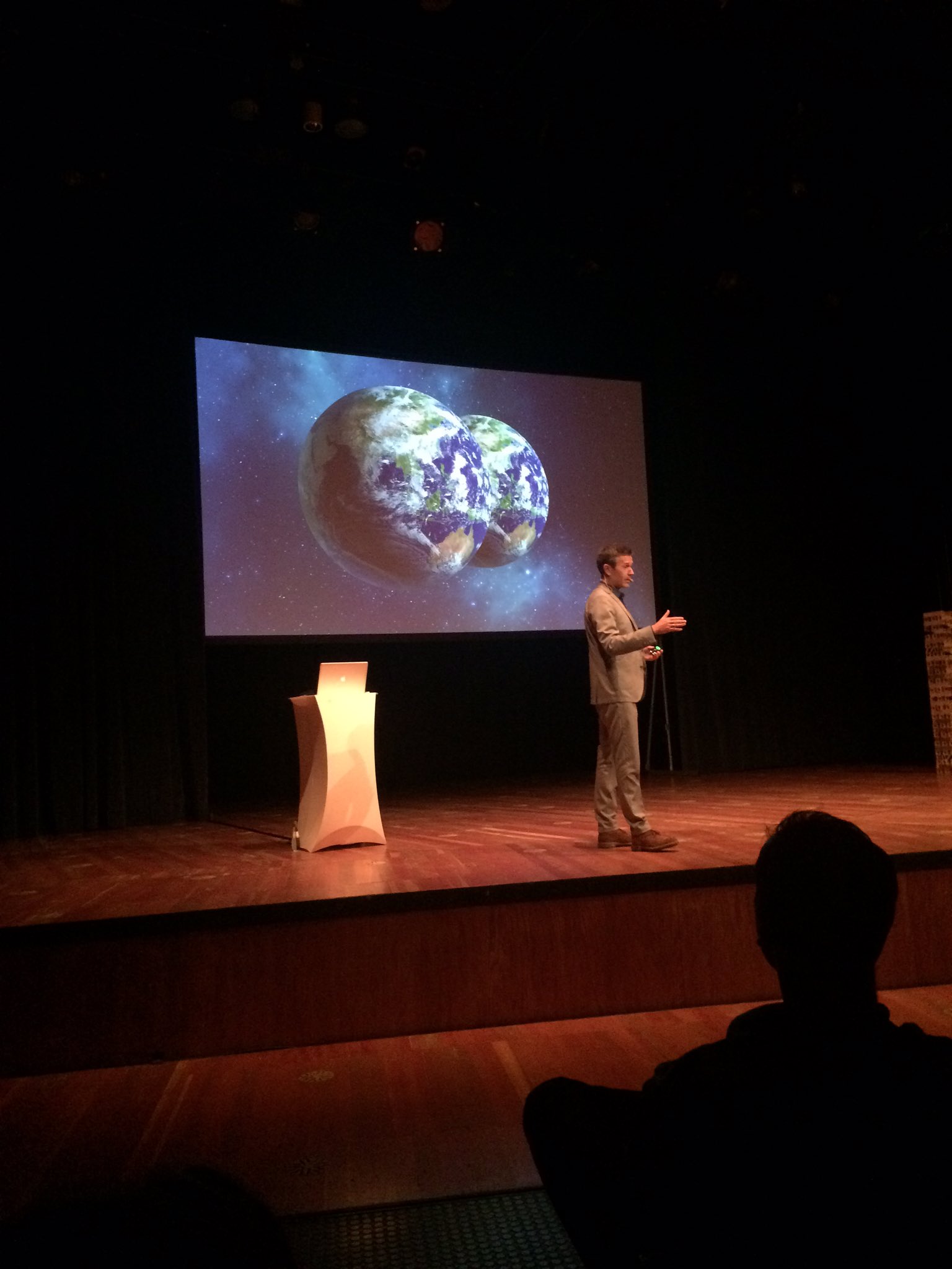 Referentenservice.de on Twitter: "Zu Gast bei Dirk Steffens und seinem bewegenden Living Planet ...