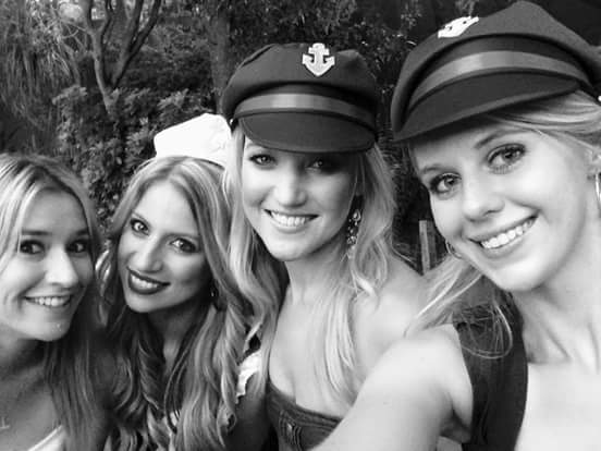 Candice Weber's Instagram, Twitter & Facebook on IDCrawl