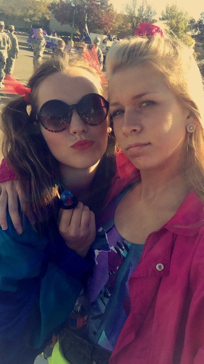 Emily Zwick's Instagram, Twitter & Facebook on IDCrawl