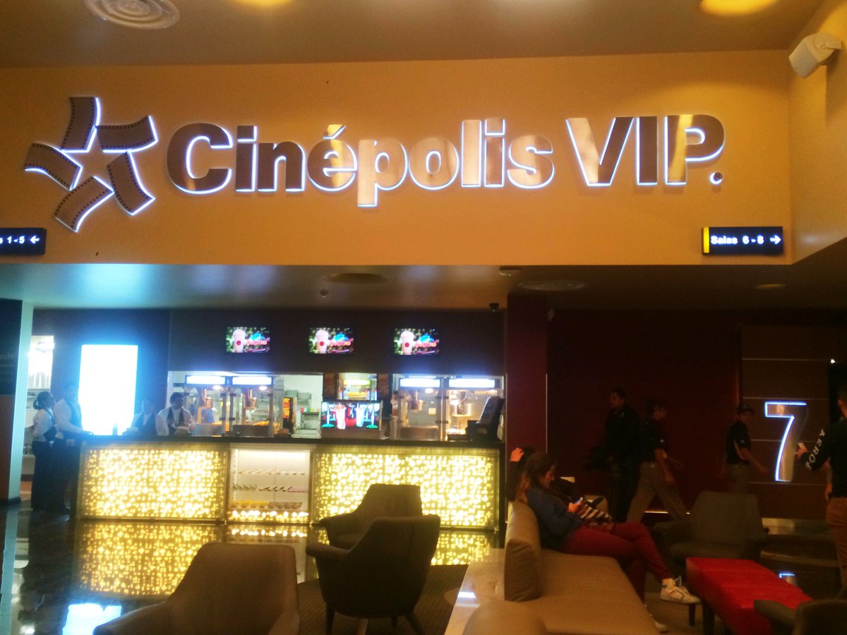 Conoce el lobby de @cinepolis en #cinepolisvipavantagardens y vive su ...