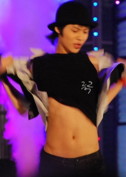 Taemin Abs 2014