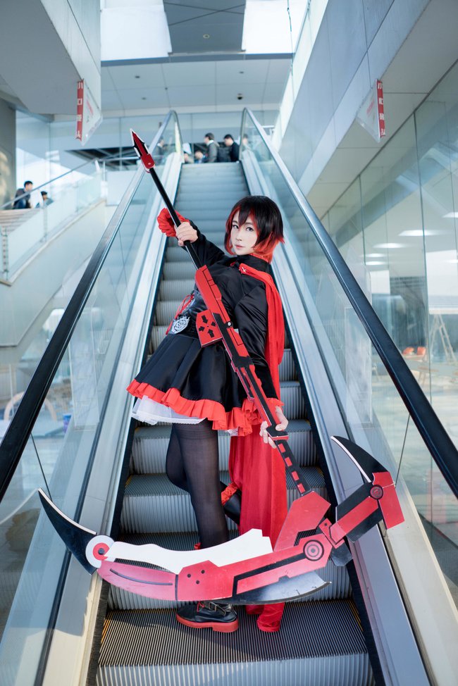 Ruby Rose Cosplay