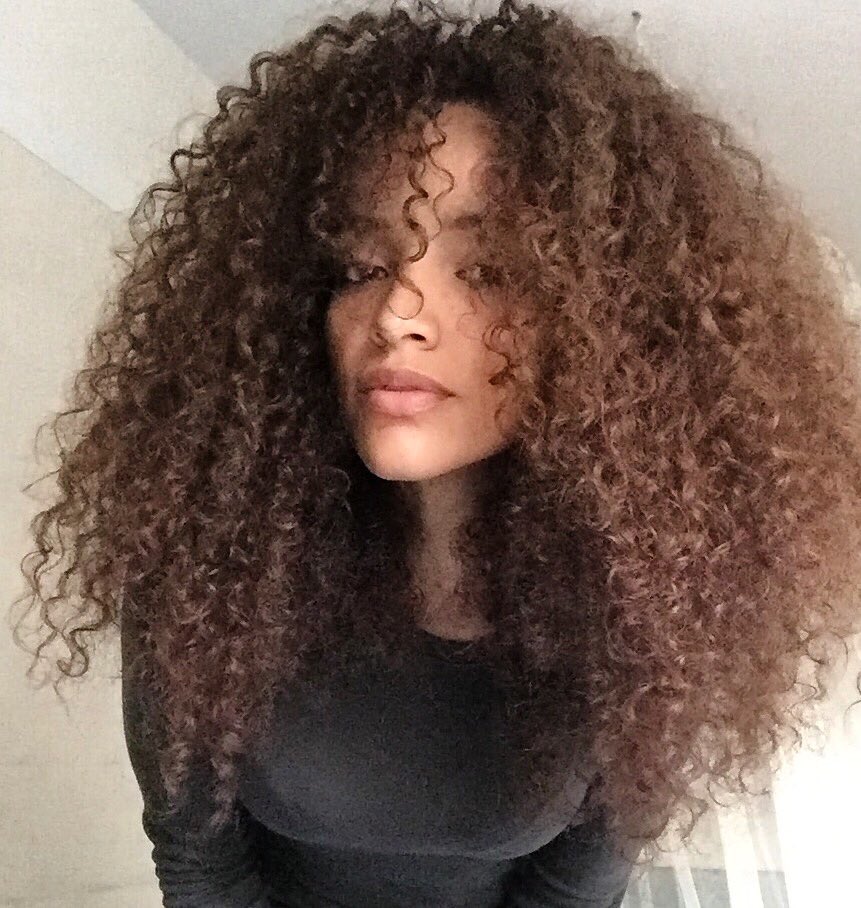 Domnican Comedian, Ana Marte :: Funny Chick & Easy on the Eyes.