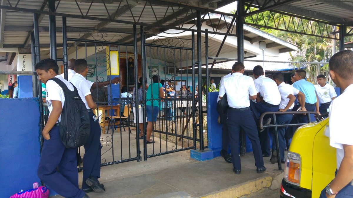 Estudiantes del ipt de don bosco no ingresaron al centro porque no ...