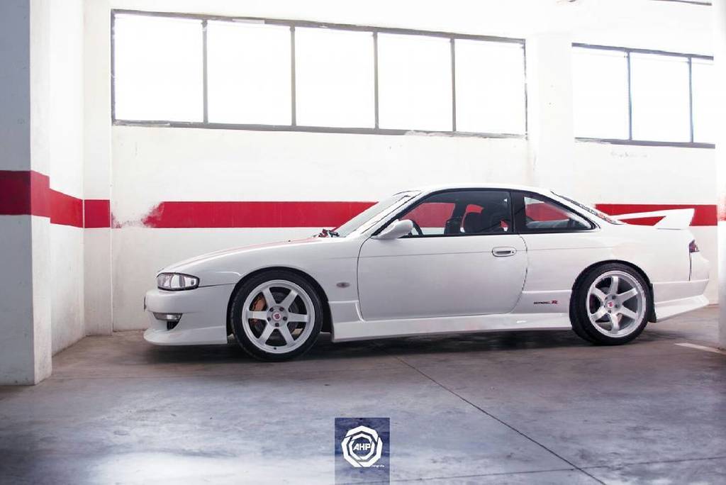 Nissan Silvia S14 Zenki Drifting