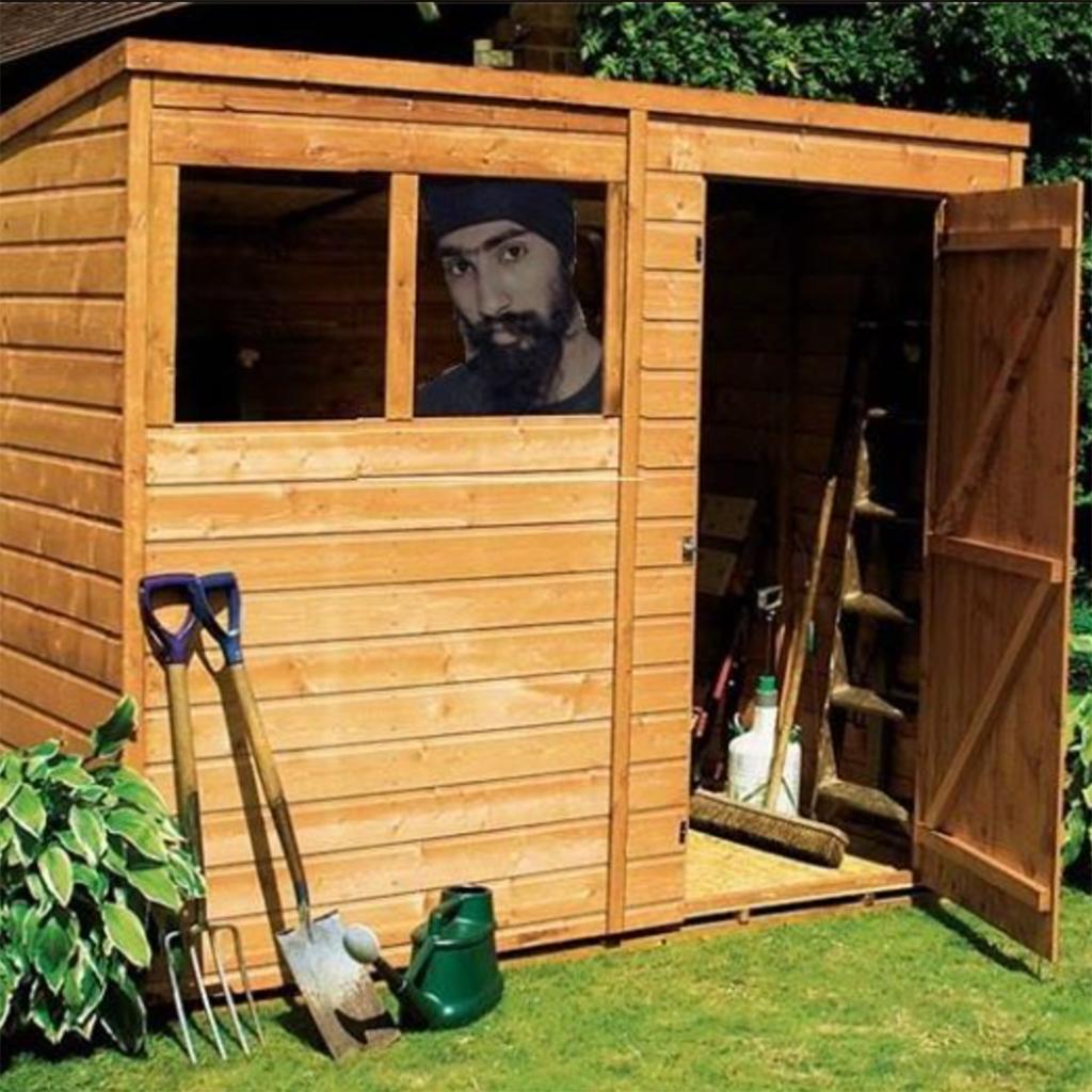 Amin Yashed: Furious man replies to Facebook trolls making 'shed' jokes ...