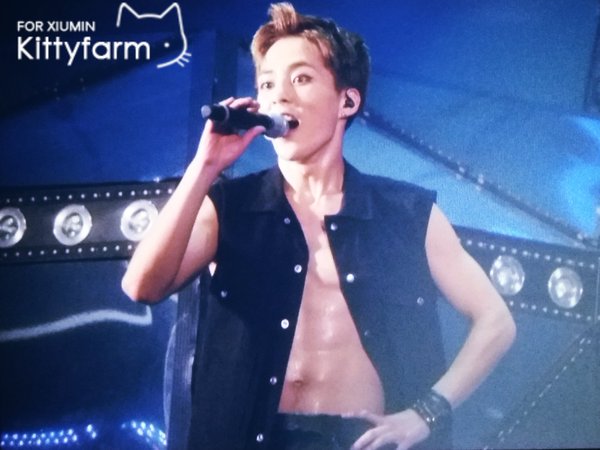 Exo Xiumin Abs