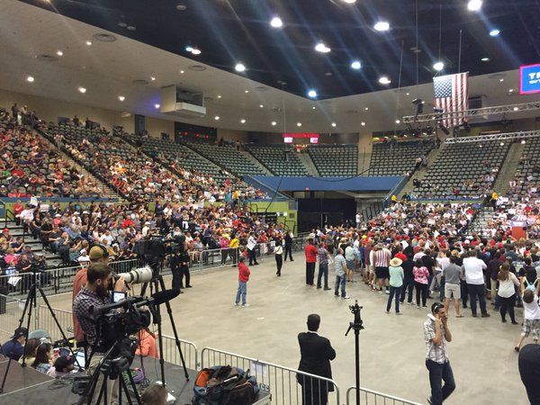 About 3,000 fans wait for Donald Trump at Tucson Convention Center ...