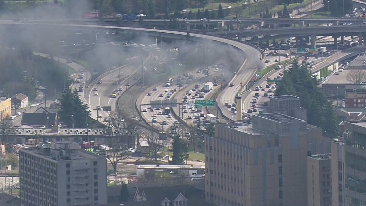 KING 5 News on Twitter: "#BREAKING Fire at homeless campsite under I-5 ...